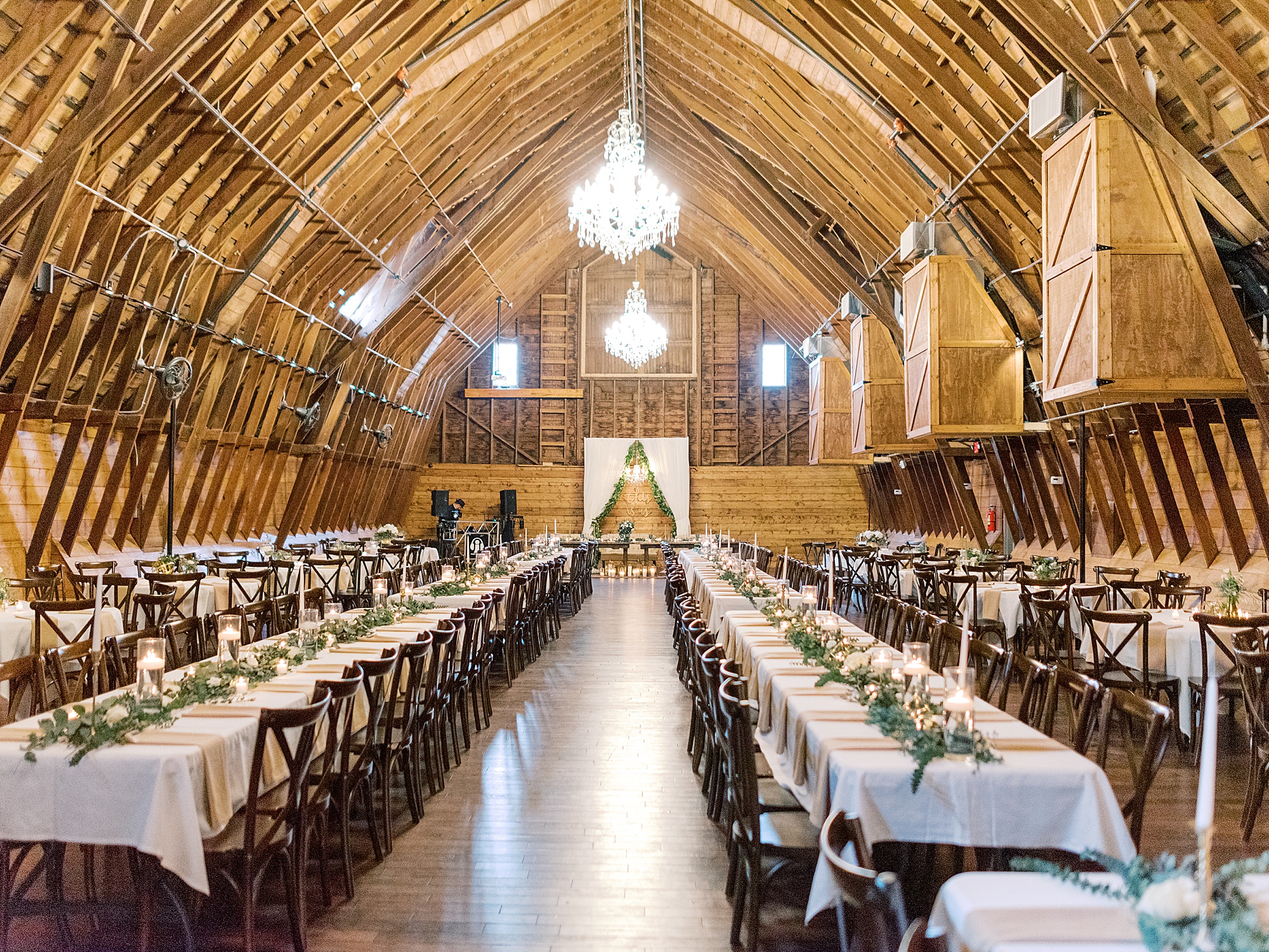 The Barn at the Ackerhurst Dairy Farm Wedding - ashley-nicole.net